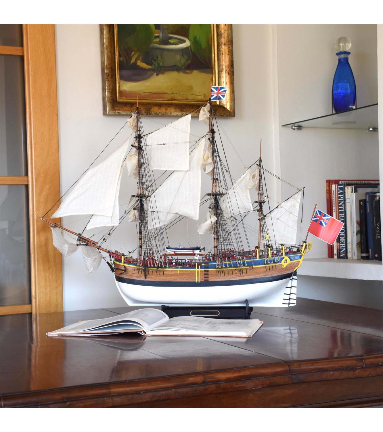 Gift Pack HMS Endeavour Ship Model, Figures, Paints, LED's