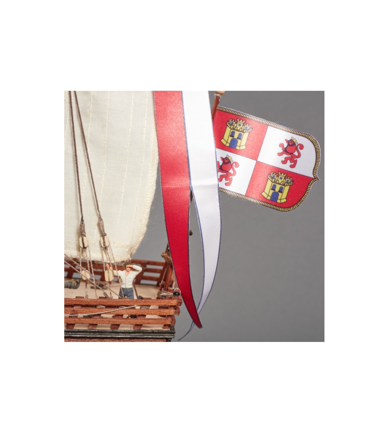 Caravela de Santa Maria à escala 1:65. Modelo de navio em madeira.