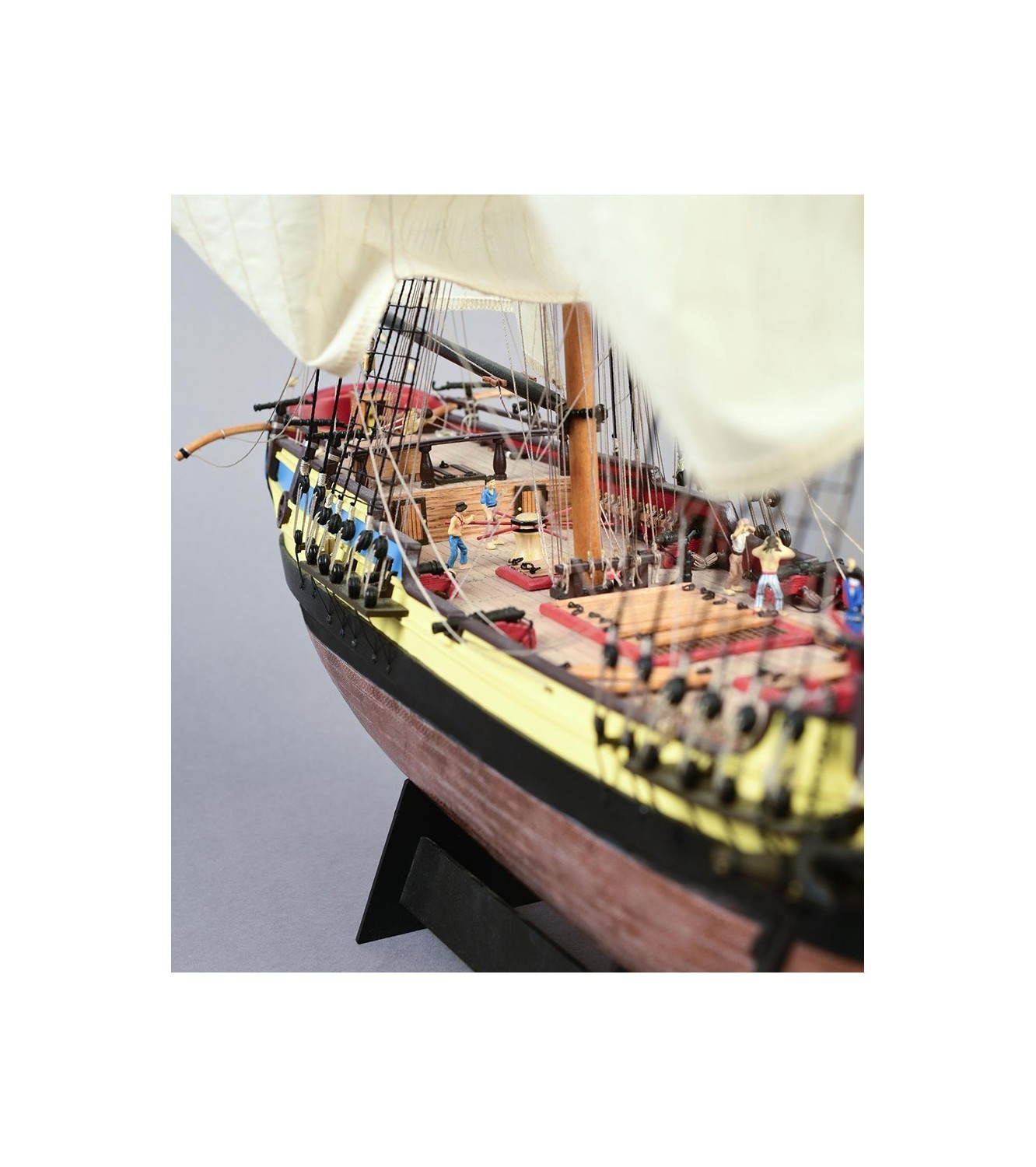 Wooden Model Ship Kit: English Armed Brig HMS Supply at 1:50