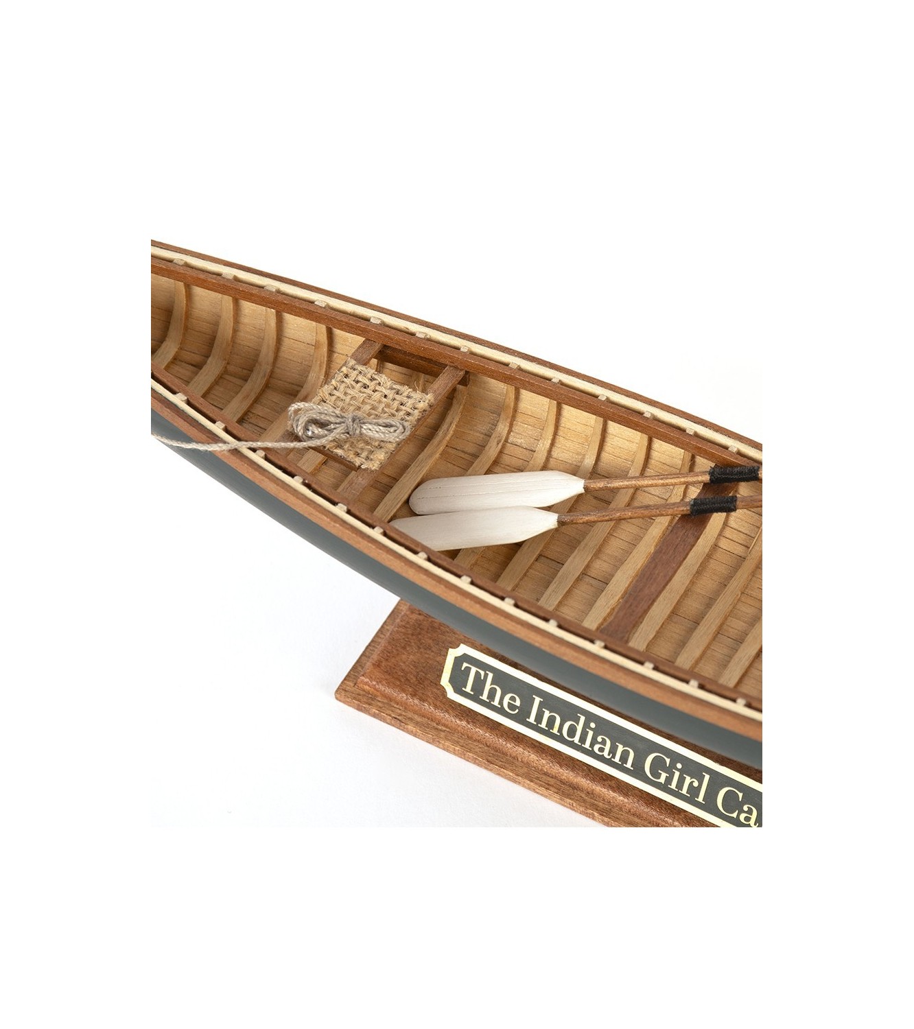 De Indian Girl Kano Schaal 1:16. Houten Modelboot