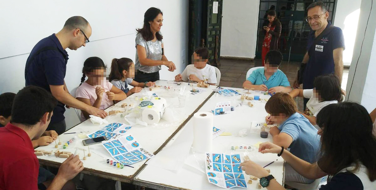 Models for Kids +8. Passion for children modeling. Artesanía Latina's Blog