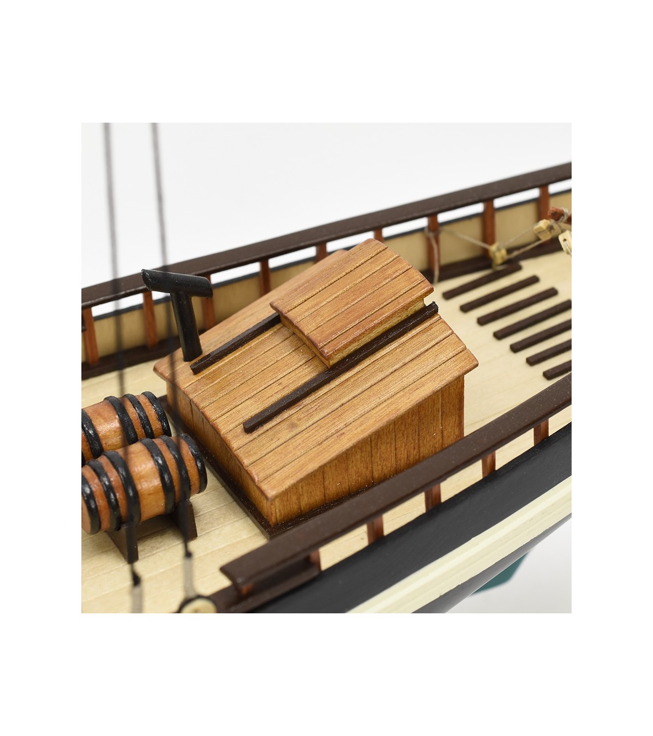 Semi-Gloss Water-Based Dye Varnish Oak Shade (125 ml) for Wooden Model