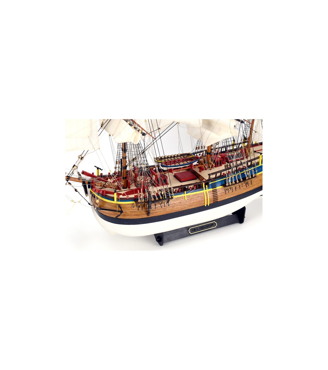 Set of 14 Metal Figurines with Accessories HMS Endeavour