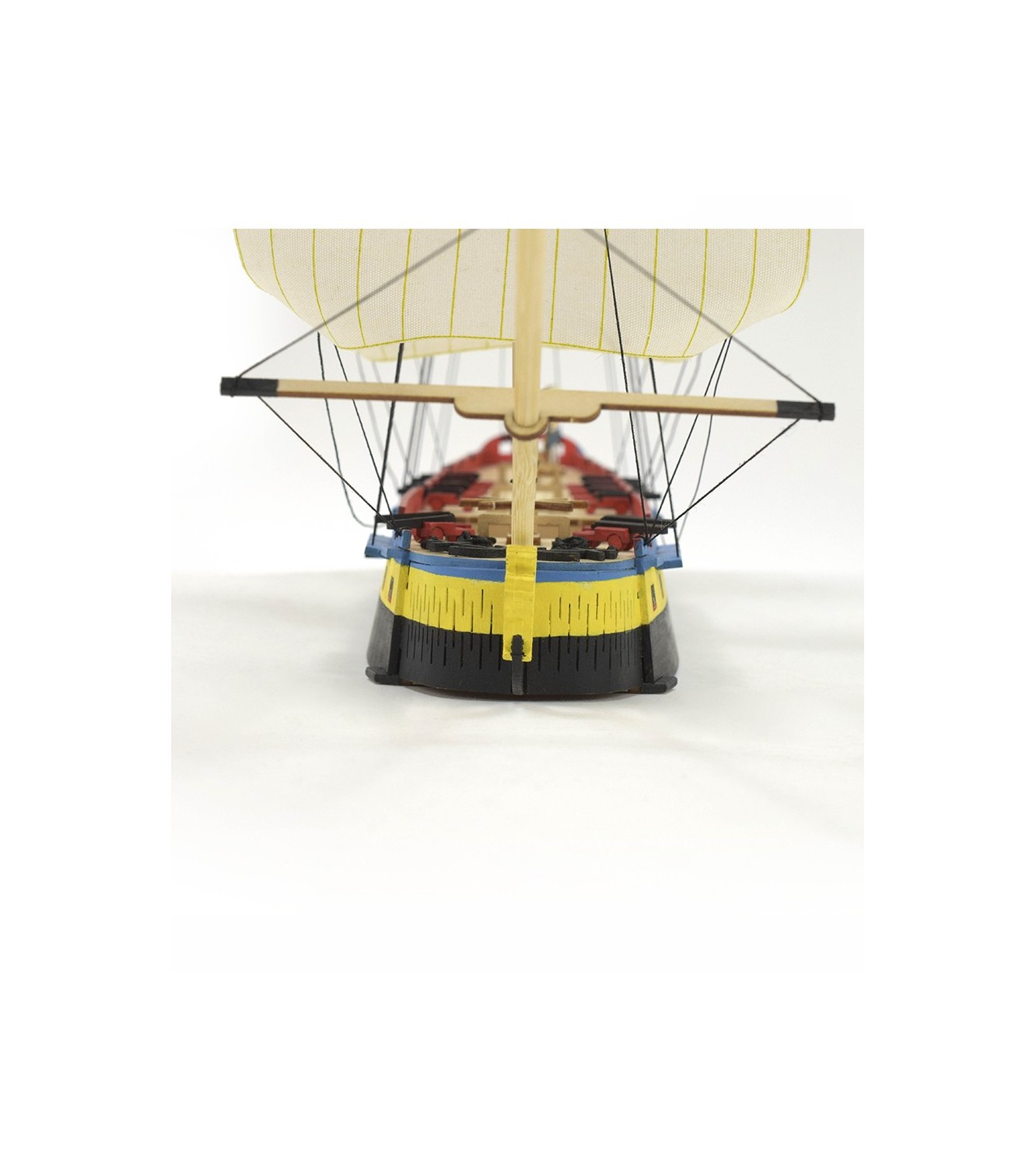 Frigate Hermione La Fayette Easy Kit. Wooden Model Ship