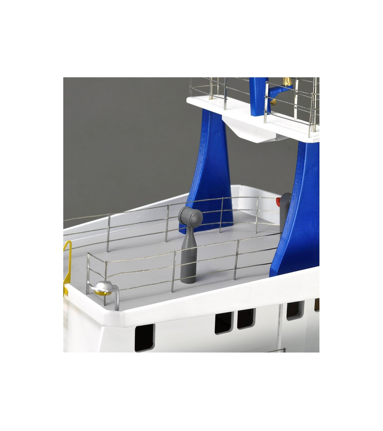 Wooden & ABS Navigable Model Ship Kit: Atlantic Tugboat